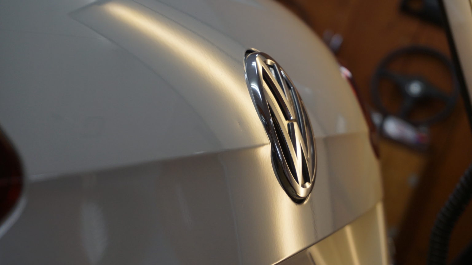 デントリペア専門店DR-Garage Okano | DR-Garage Okanoは、車についたヘコミを鈑金塗装せずに直す技「デントリペア ...